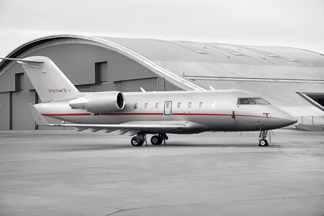 Bombardier Challenger 605 Private Jet | Challenger 605 Business ...